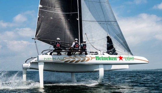 VIDEO: Take a unique look inside the TF10 foiling trimaran! - DNA ...