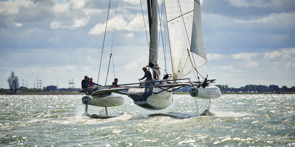 TF10 Foiling Trimaran - Foiling Multihulls | DNA Performance Sailing