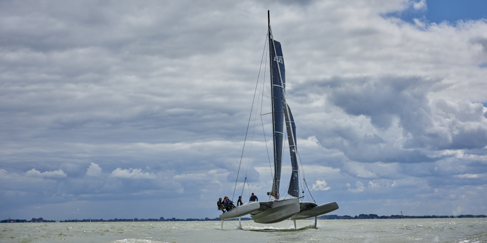 TF10 Foiling Trimaran - Foiling Multihulls | DNA Performance Sailing