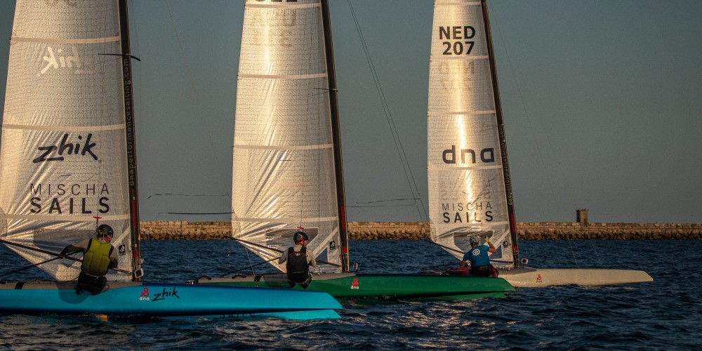 F1X Hydrofoiling Catamaran - Hydrofoil | DNA Performance Sailing